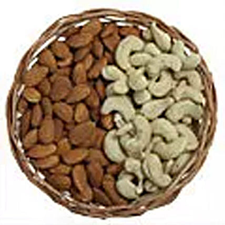 Order Basket of 500 gm Almond n Cashew Online | Same-Day Delivery UAE - Fnp.ae