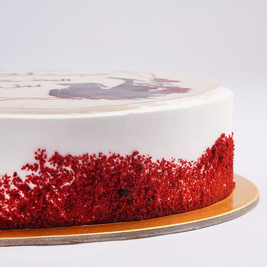 Online Graduation Red Velvet Cake One Kg Gift Delivery in UAE - FNP