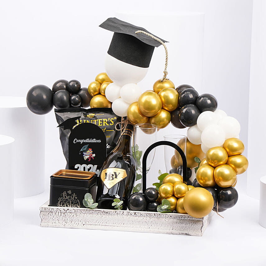 Order Graduation Joy Hamper Online | Same-Day Delivery UAE - Fnp.ae