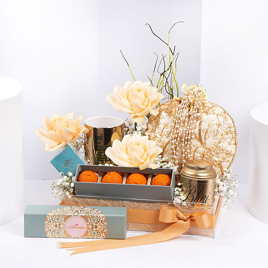 Online Brother N Sister Hamper Gift Delivery in UAE - FNP