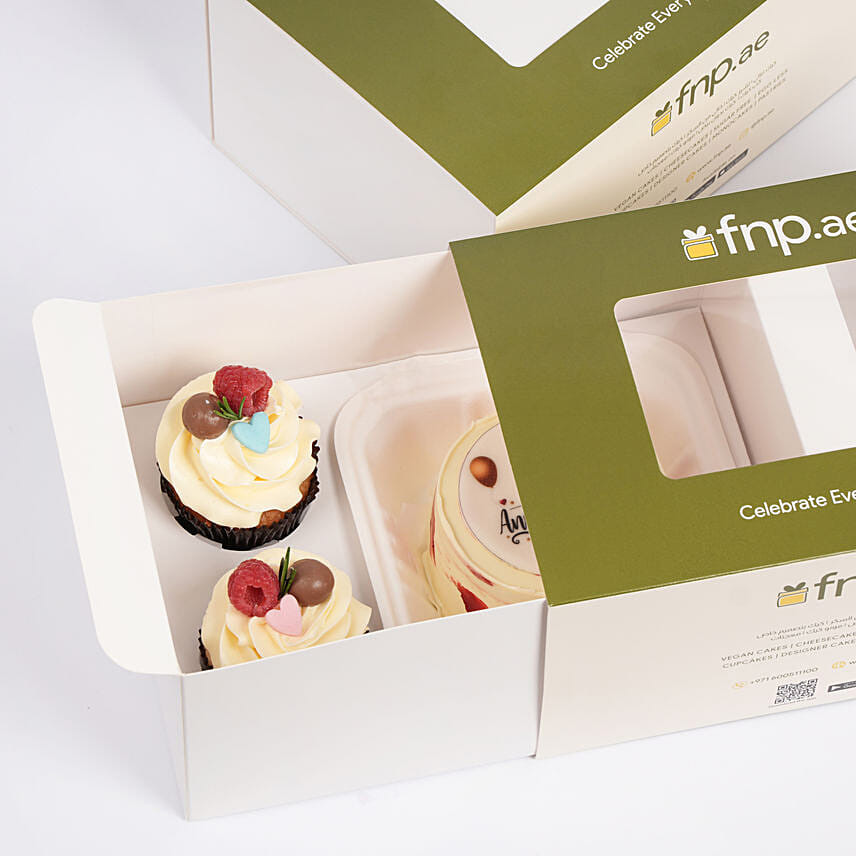 Online Love and Anniversary Delight Box Gift Delivery in UAE - FNP