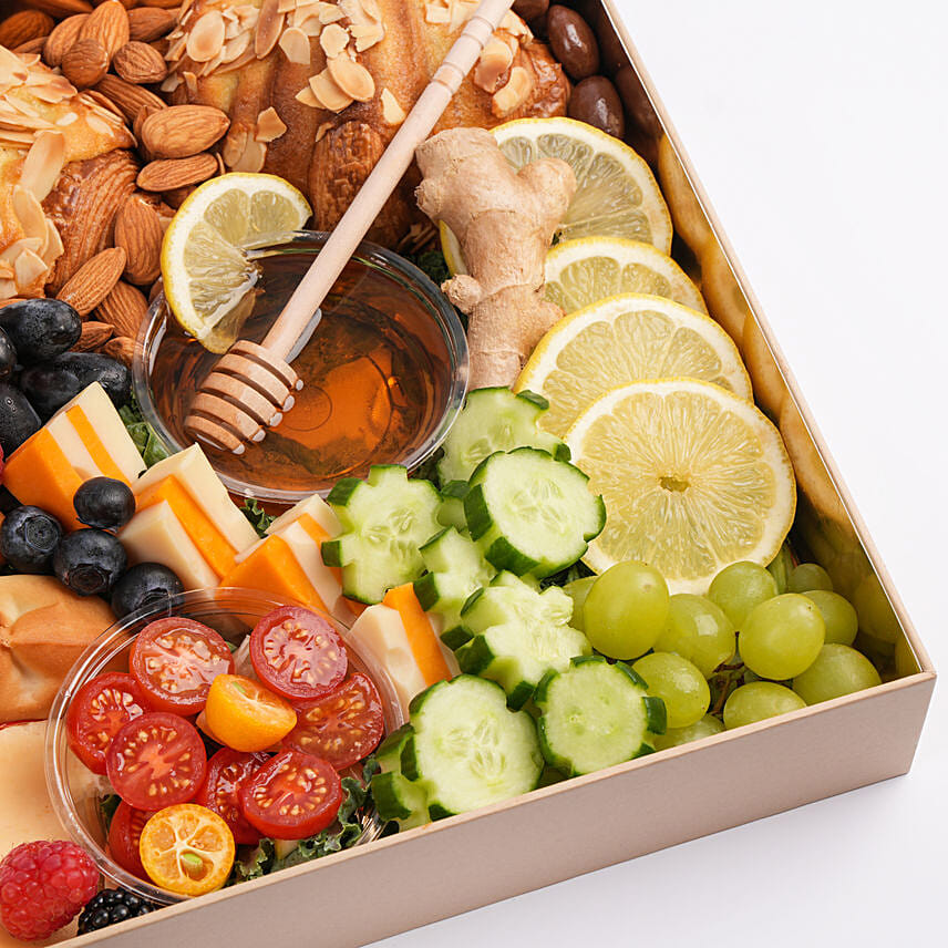 Order Breakfast Delight Box Online | Same-Day Delivery UAE - Fnp.ae