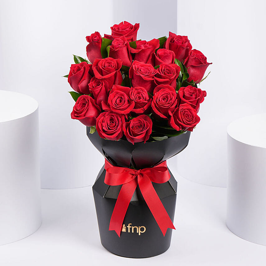 Order Red Velvet Whispers Of Roses Online | Same-Day Delivery UAE - Fnp.ae