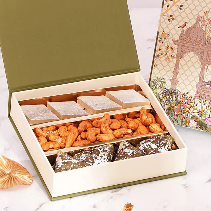 Order Diwali Sweet & Savoury Box Online | Same-Day Delivery UAE - Fnp.ae
