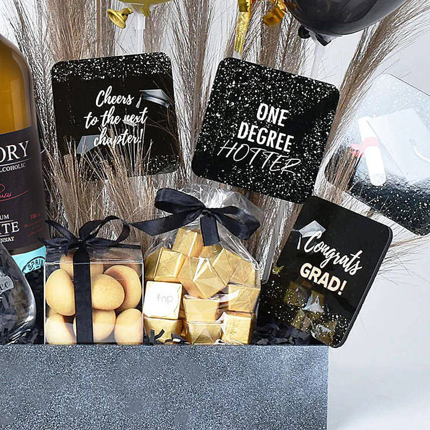Order Celebration Hamper for Graduate Online | Same-Day Delivery UAE ...