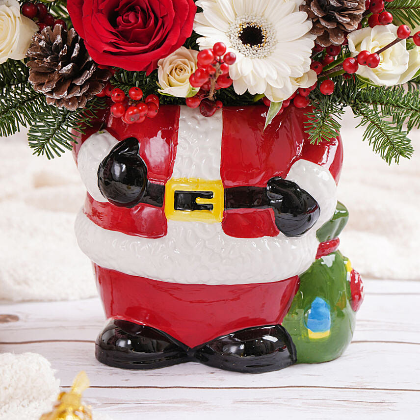 Order Happy Santa Flowers Arrangement Online | Same-Day Delivery UAE ...