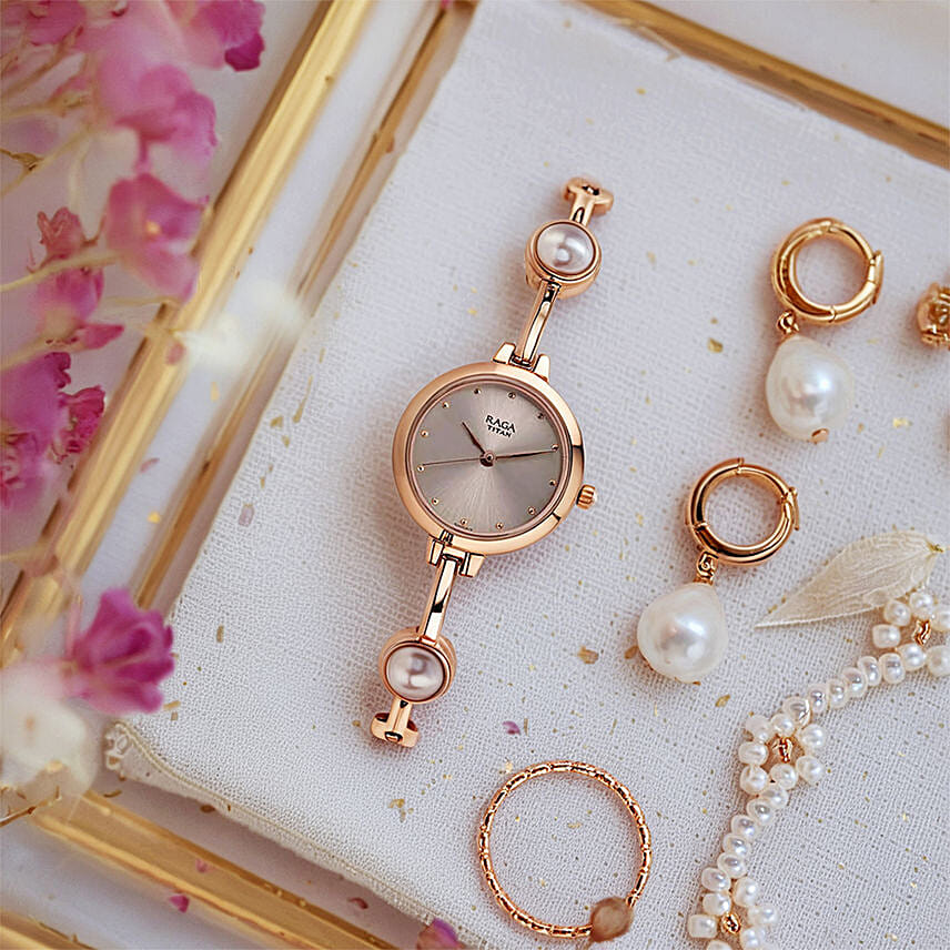 Order Titan Raga Watch for her Rose Gold with Flowers Online | Same-Day ...