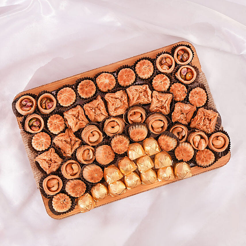 Order Arabic Sweets Tray Online | Same-Day Delivery UAE - Fnp.ae