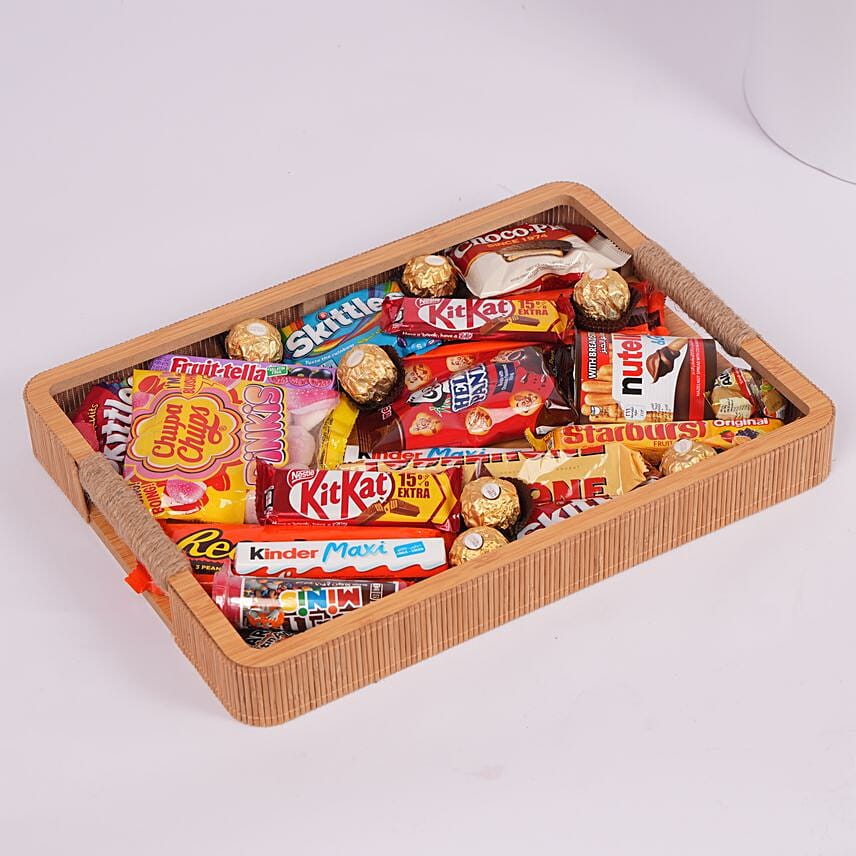 Order Sweet tooth Heaven Hamper Online | Same-Day Delivery UAE - Fnp.ae
