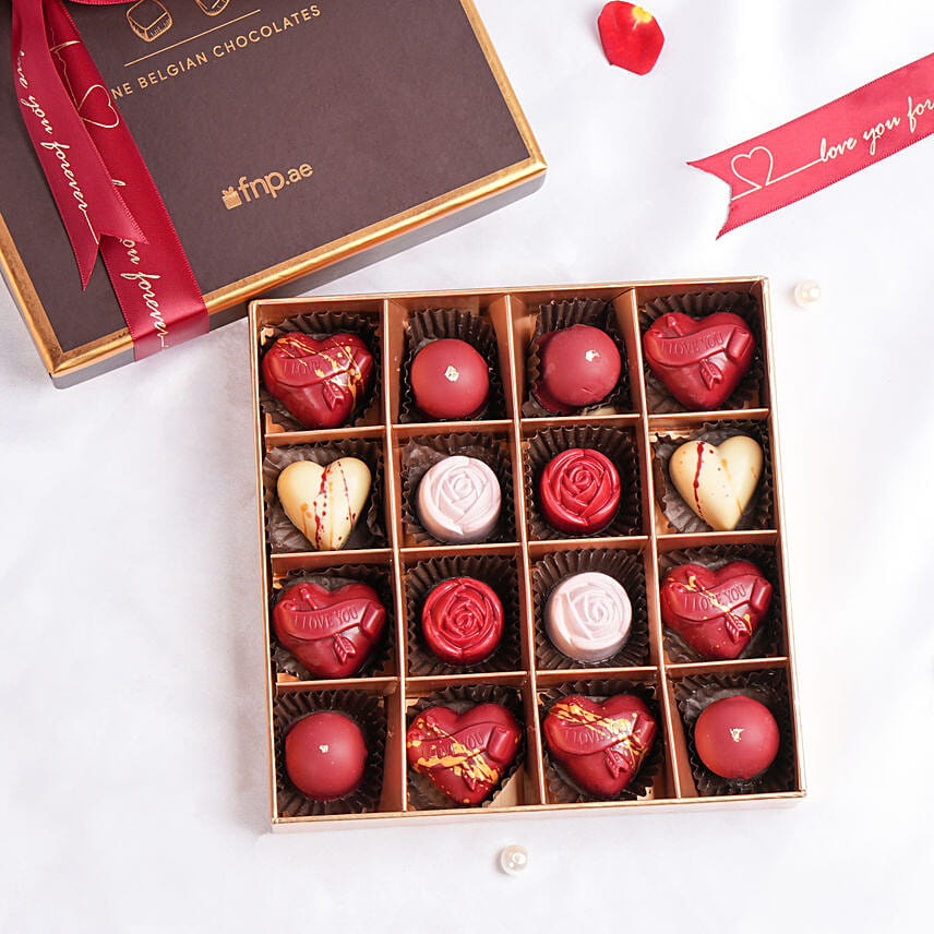 Order Sweet Romance Box Online | Same-Day Delivery UAE - Fnp.ae