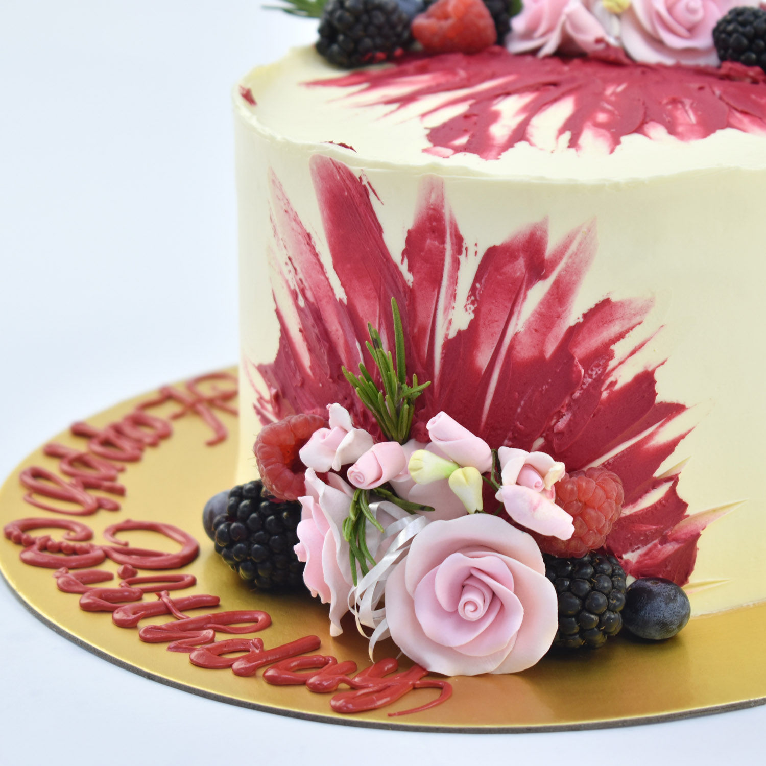 Online Birthday Surprise Designer Cake Half Kg Gift Delivery in Oman ...