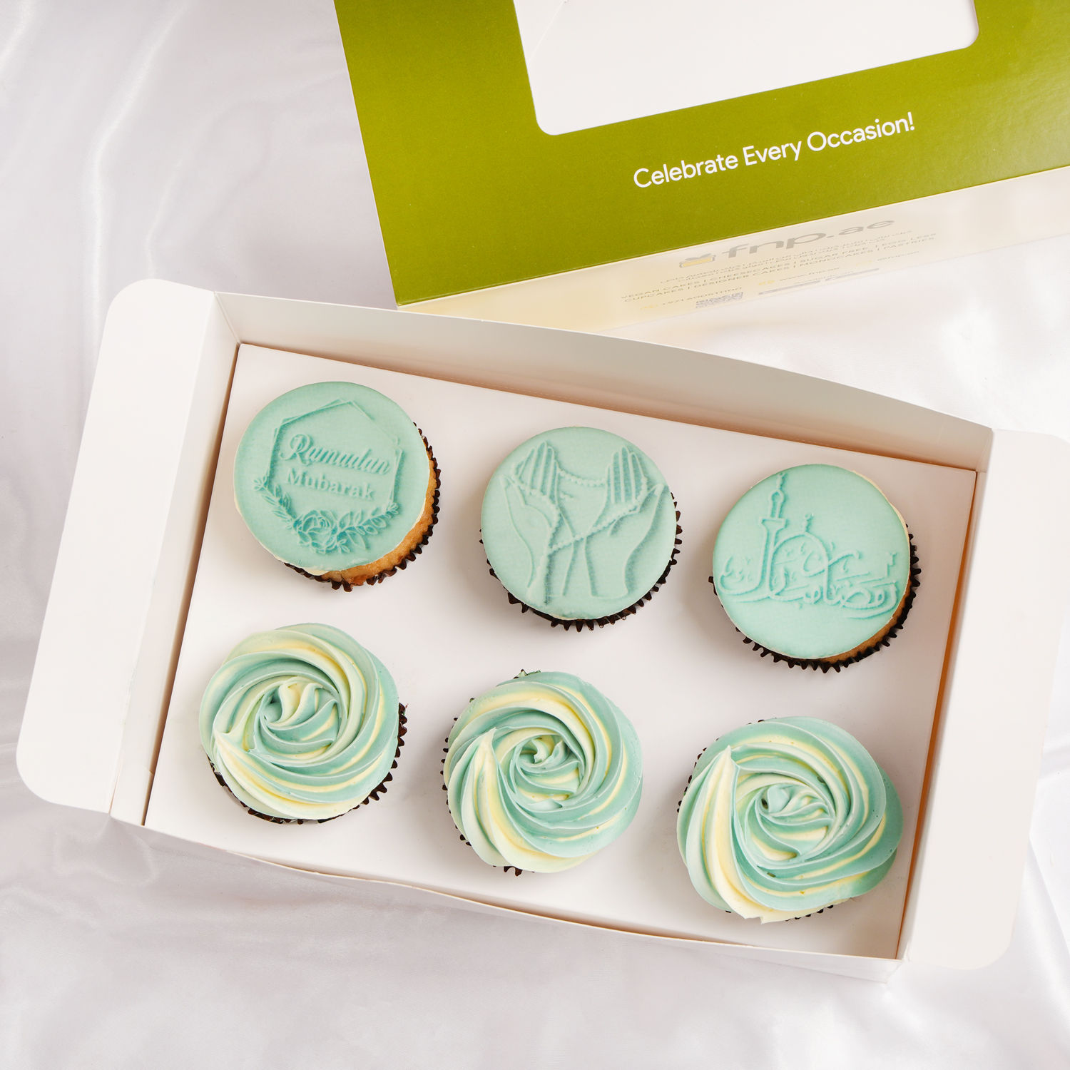 Online Ramadan Sweet Delights Cupcakes Gift Delivery in Oman - Fnp.ae