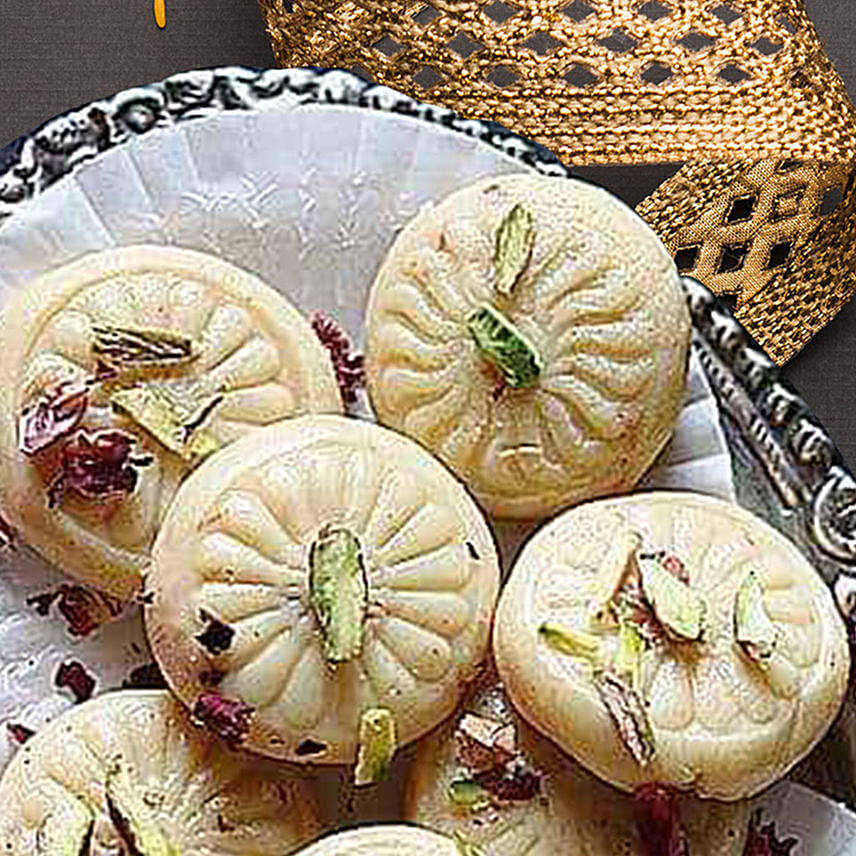 Online Festive Malai Peda Box 1 Kg Gift Delivery in Qatar - Fnp.ae