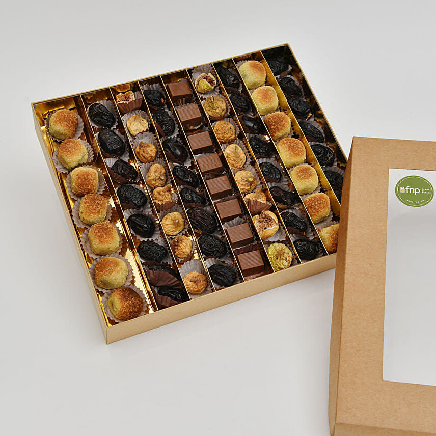 Online Assorted Arabic Sweets & Dates Platter Gift Delivery in Qatar ...