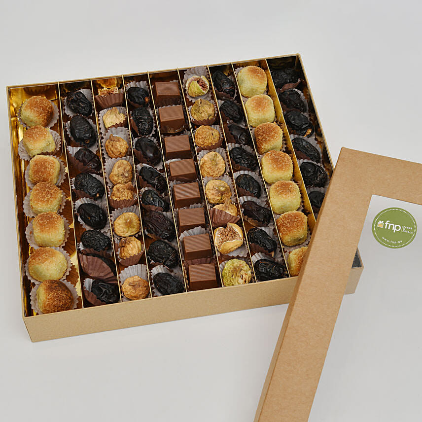 Online Assorted Arabic Sweets & Dates Platter Gift Delivery in Qatar ...