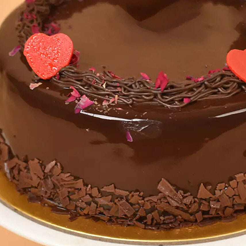 Online Choco Dream Cake Half Kg Gift Delivery in Qatar - FNP