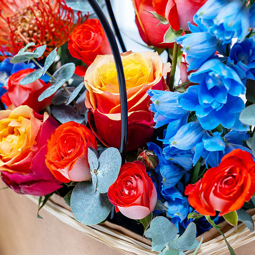 Online Flowers Arrangement with Assorted Chocolate Box Gift Delivery in ...