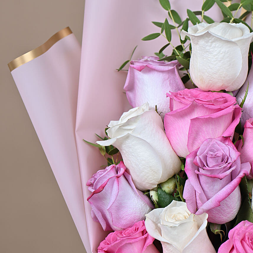 Online Pretty Rose Flower Bouquet Gift Delivery in Qatar - FNP