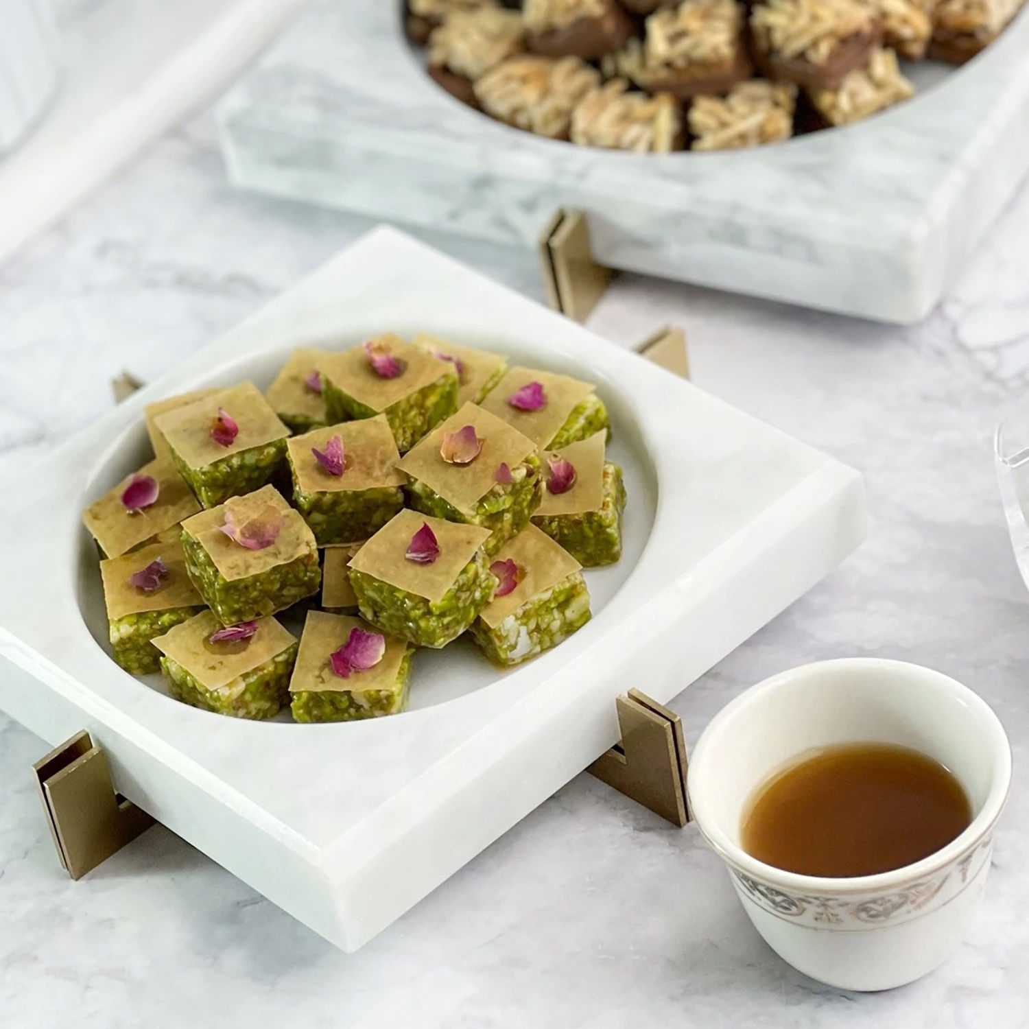 Online Nuts Bites Gift Delivery in Qatar - FNP