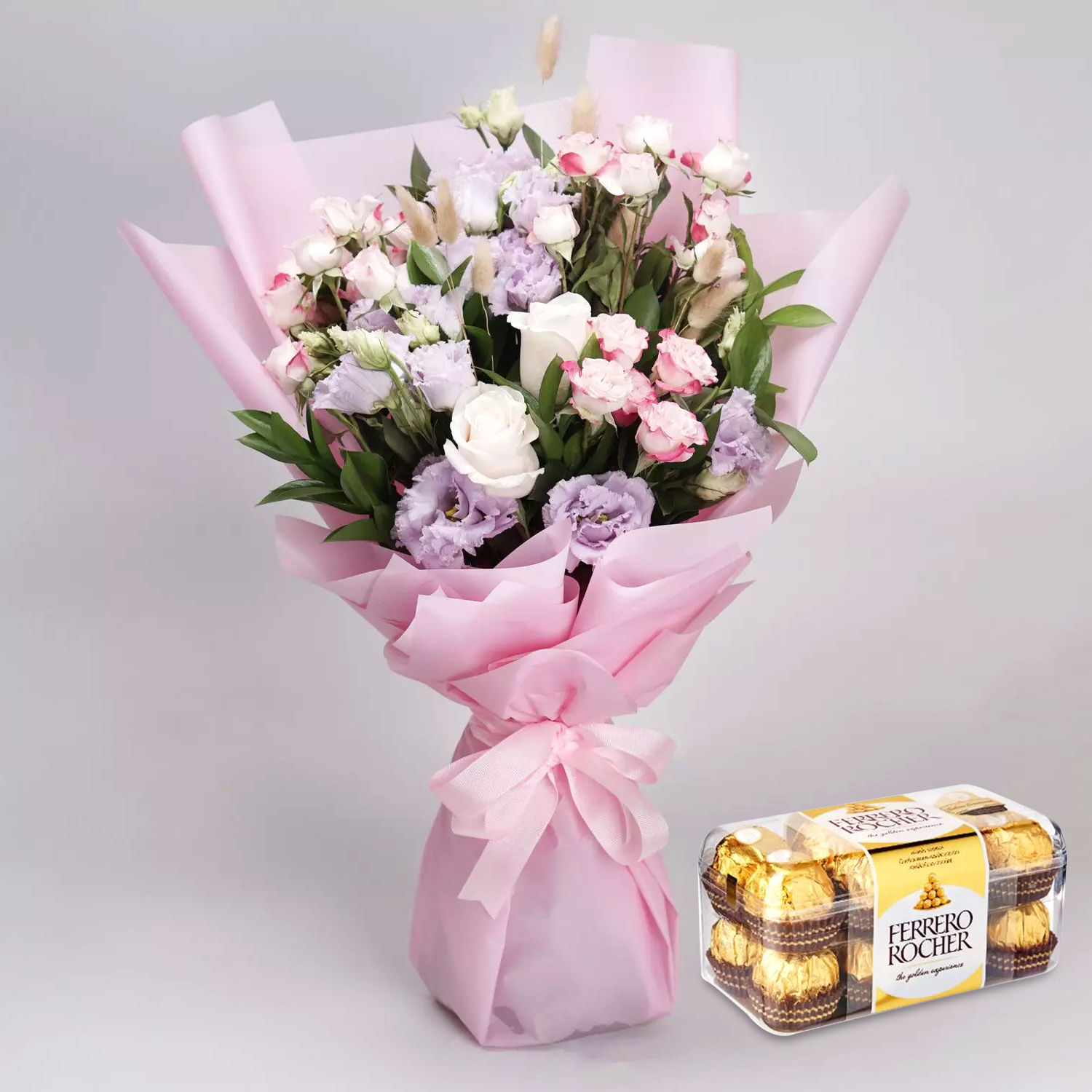 Online Elegant Bouquet of Mixed Flowers With Ferrero Rocher Chocolates ...