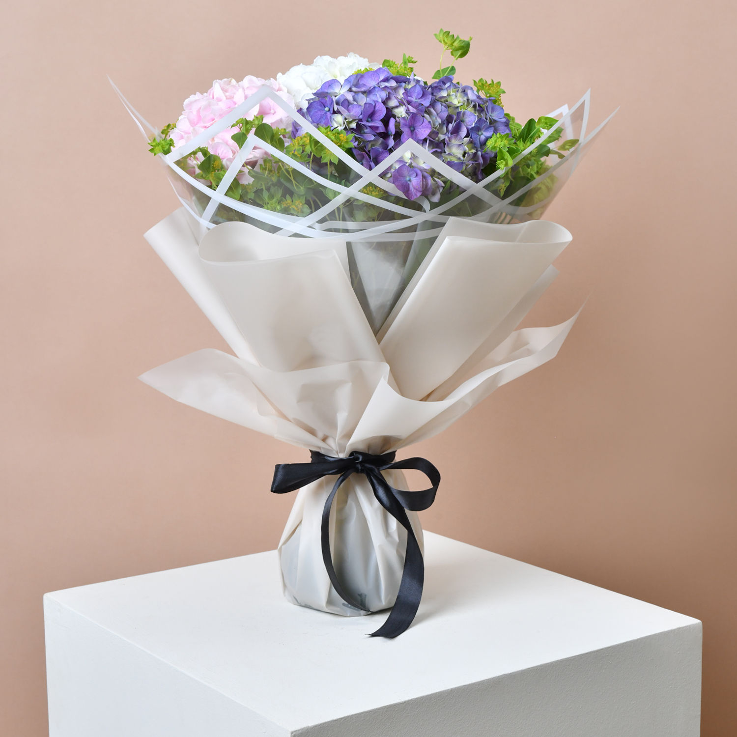 Online Hydrangea Haven Mix Gift Delivery in Qatar - FNP
