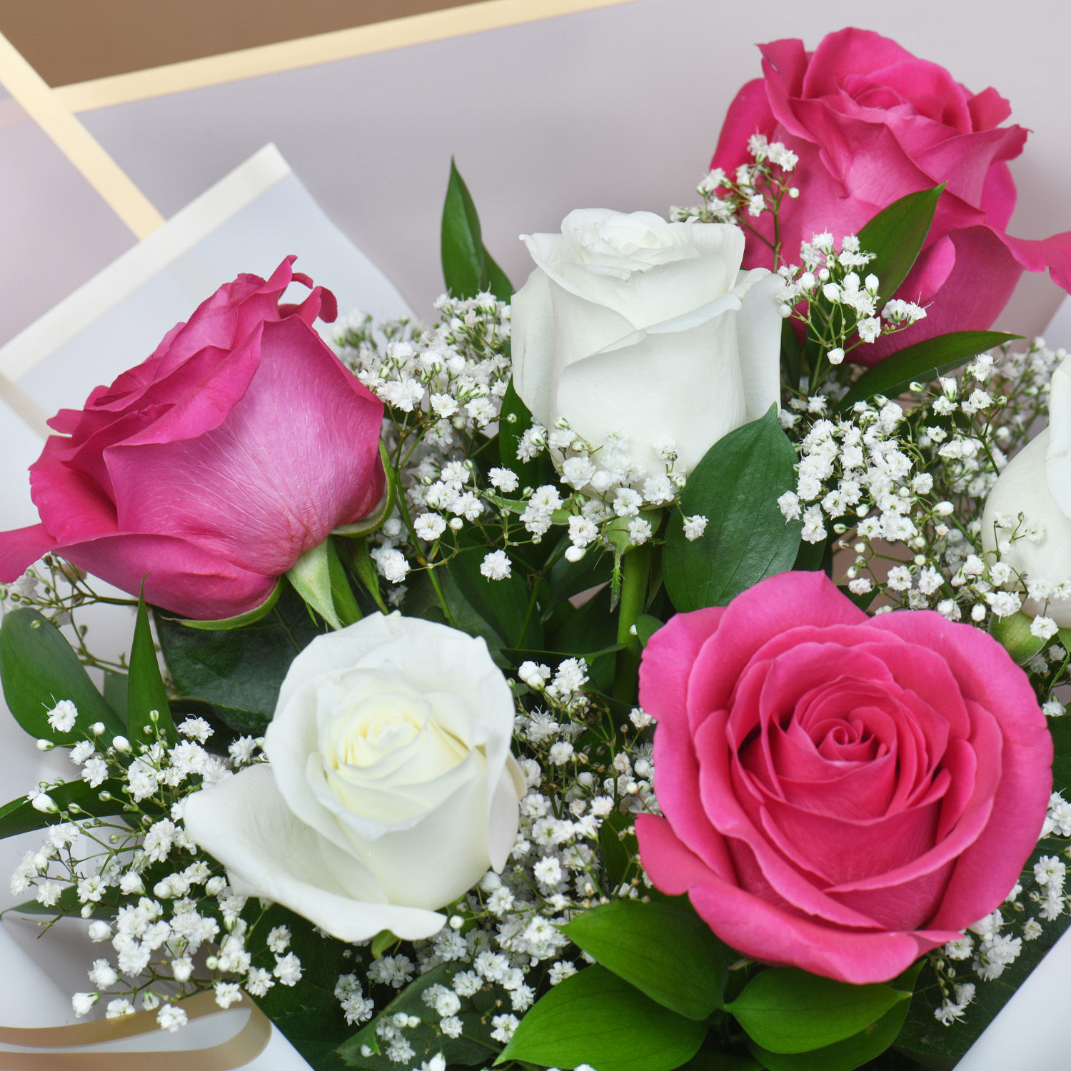 Online Eternal Love Roses Bouquet Gift Delivery in Qatar - FNP