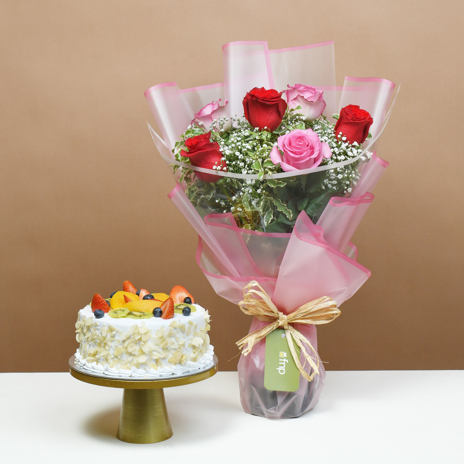 Online Loves Blushing Roses and Fruit Cake Gift Delivery in Qatar - FNP