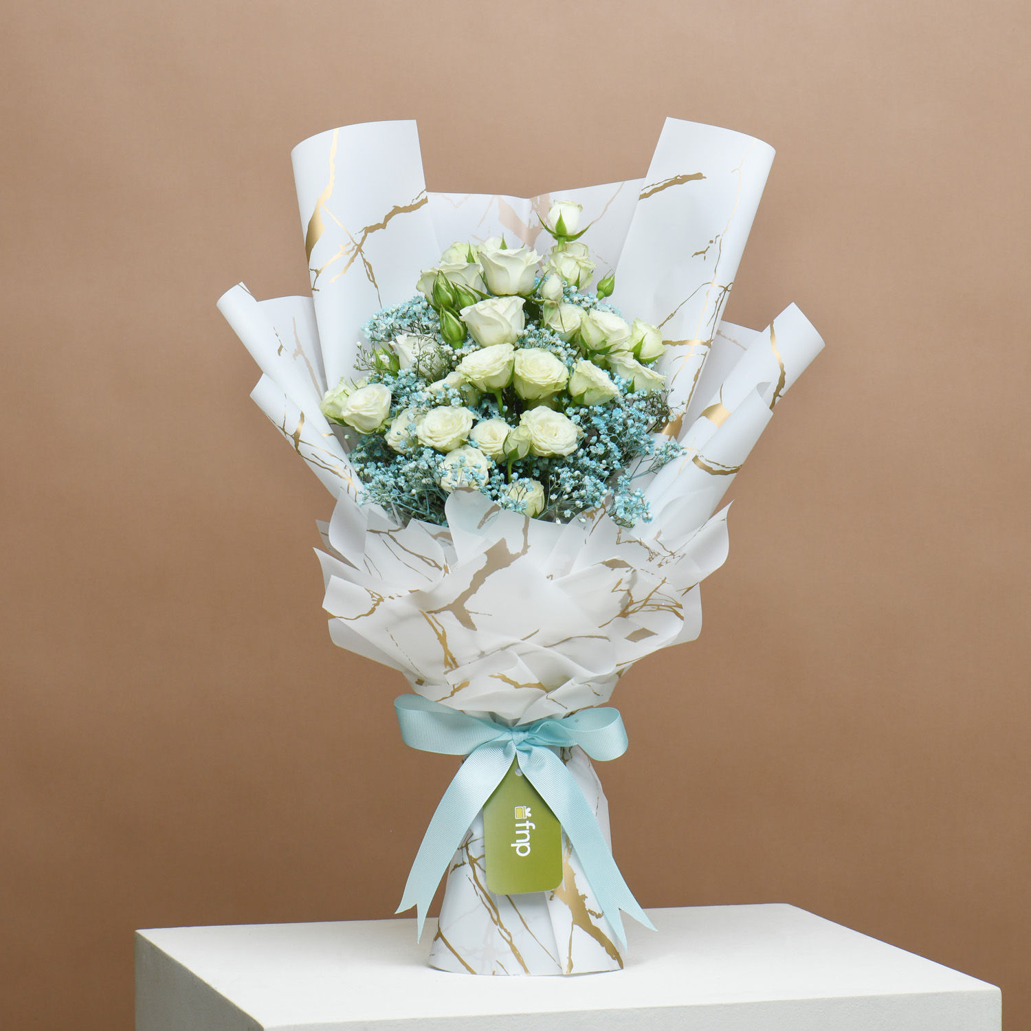 Online Pure Elegance White Roses Gift Delivery in Qatar - FNP