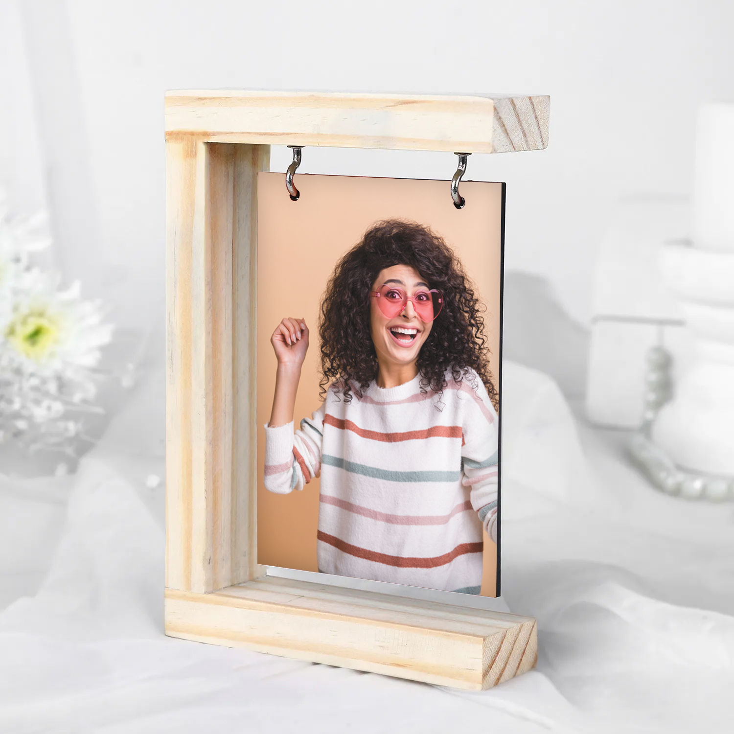 أون لاين Hanging Memory Frame توصيل هدايا في Qatar - FNP