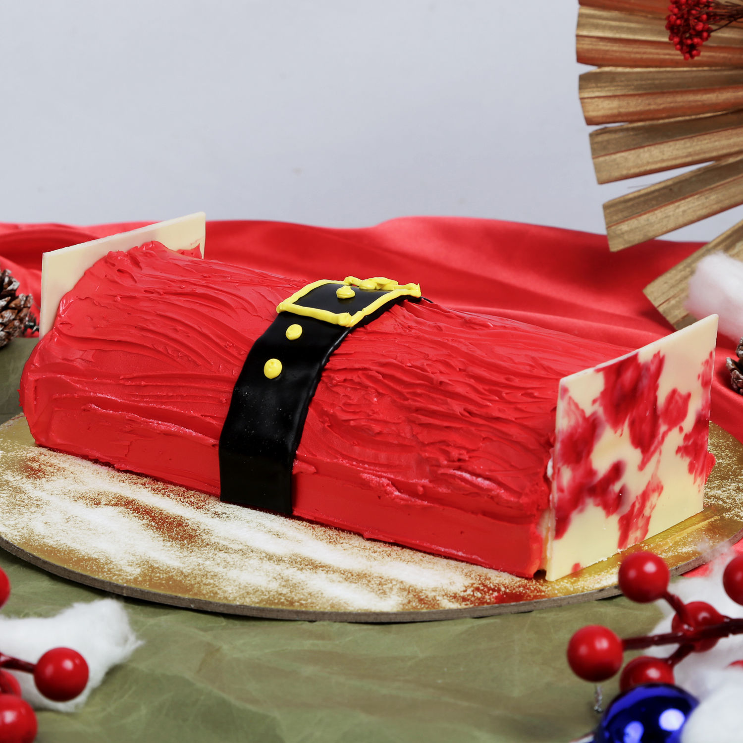 Online Christmas Log Cake Gift Delivery in Qatar - Fnp.ae