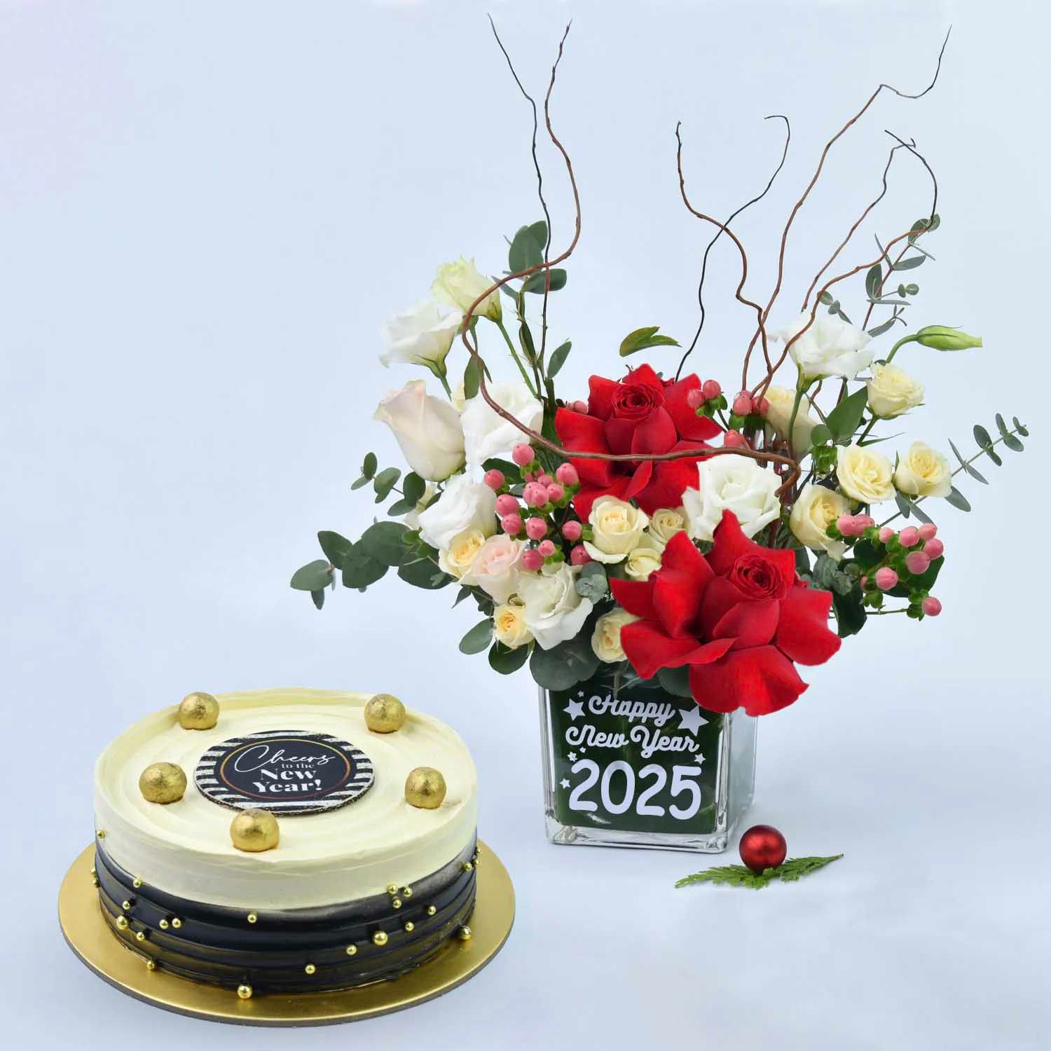 Online New Year 2025 Flower Vase & Cake Gift Delivery in Qatar - Fnp.ae