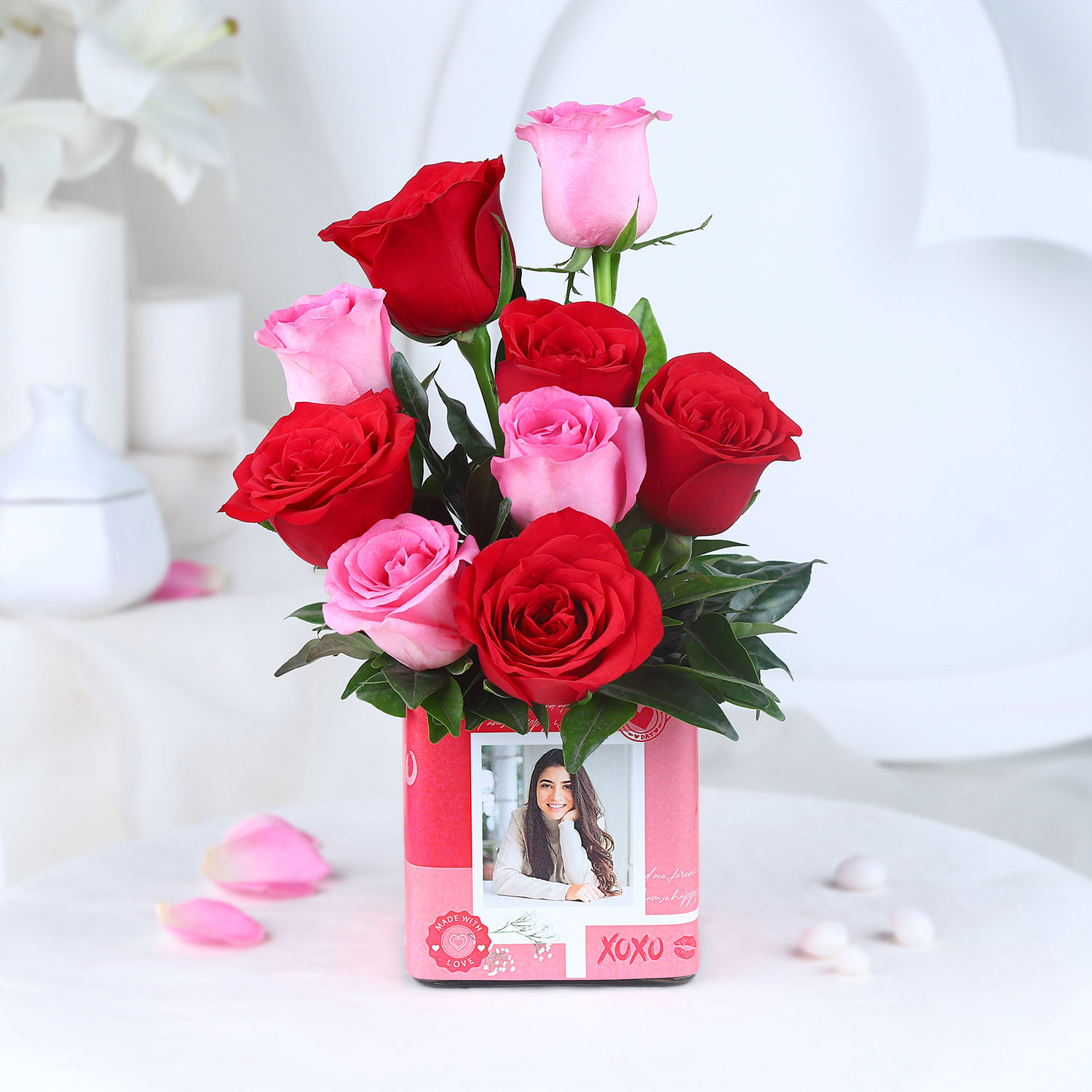 Online Romatic Radiance For Your Valentine Gift Delivery in Qatar - Fnp.ae