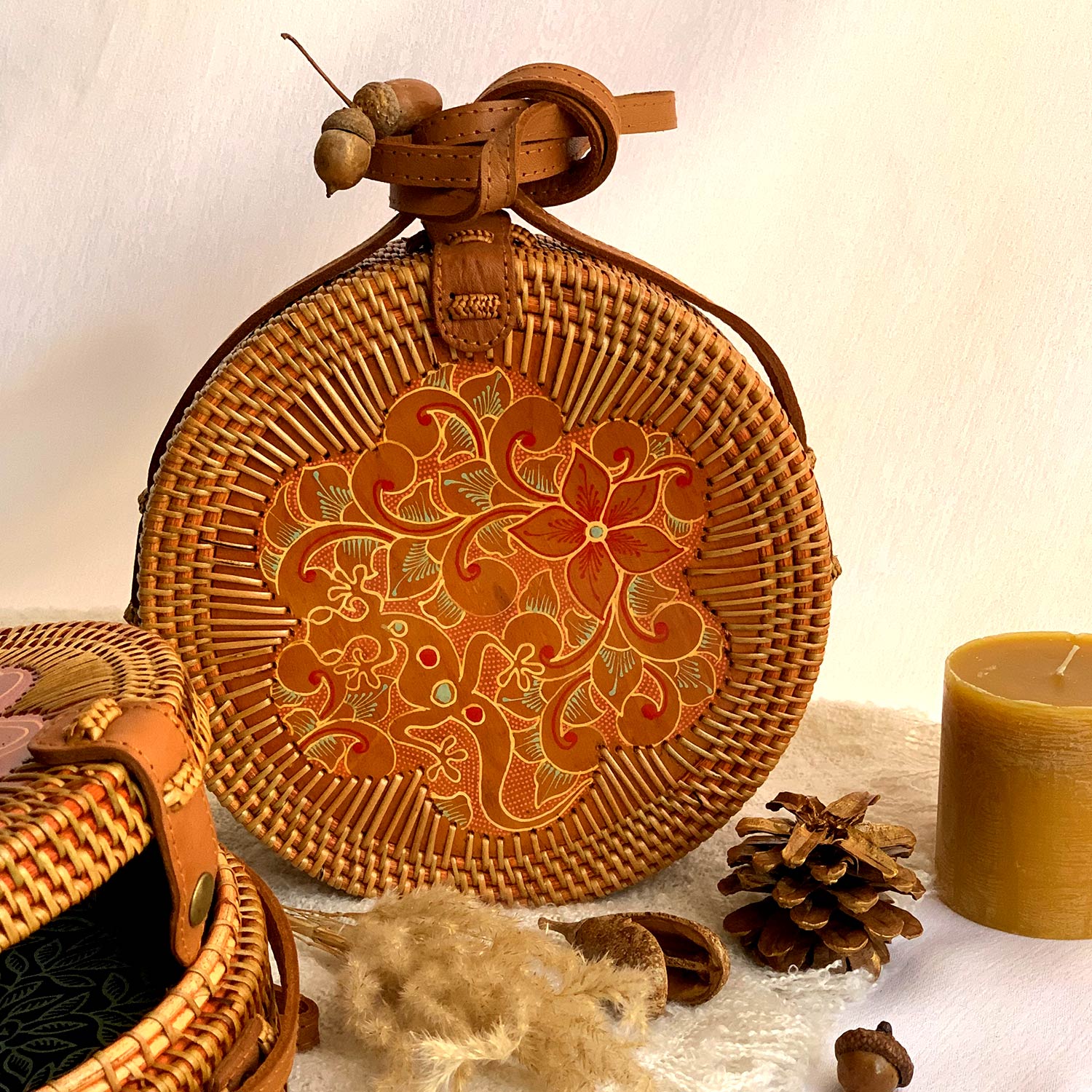 Online Trendy Handmade Bag Gift Delivery in Qatar - Fnp.ae