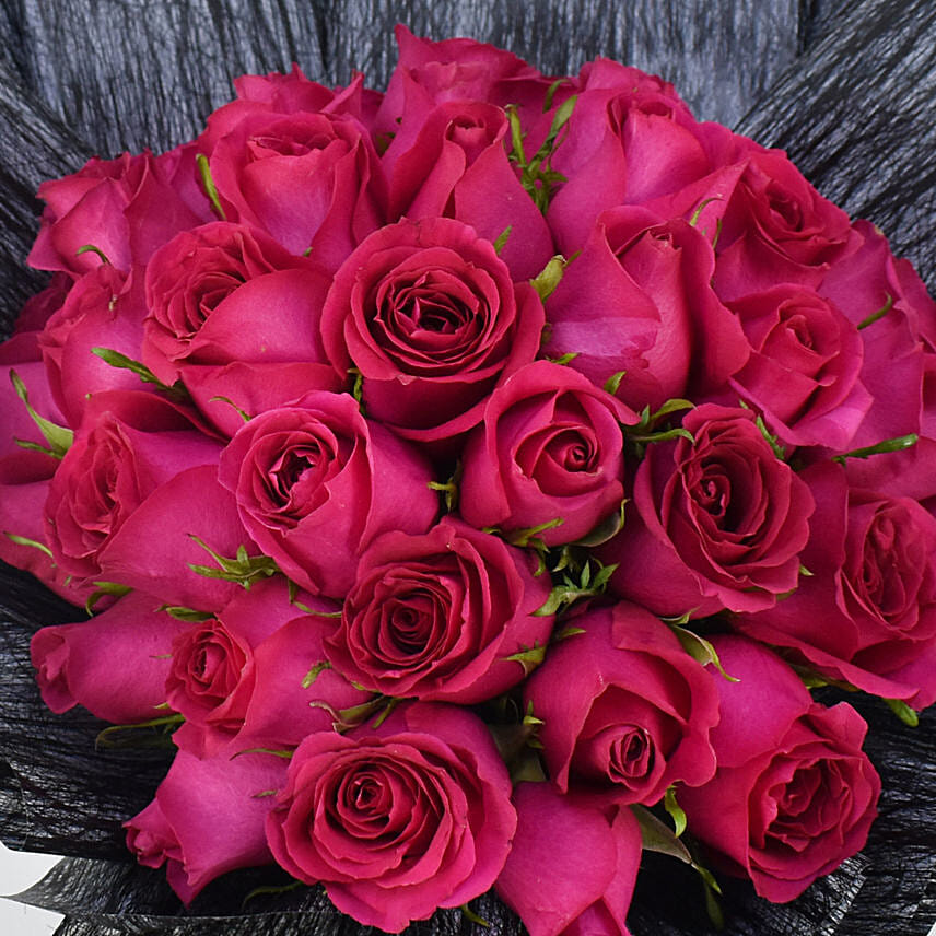 Online 35 Dark Pink Roses Bouquet Gift Delivery in Saudi-arabia - Fnp.ae