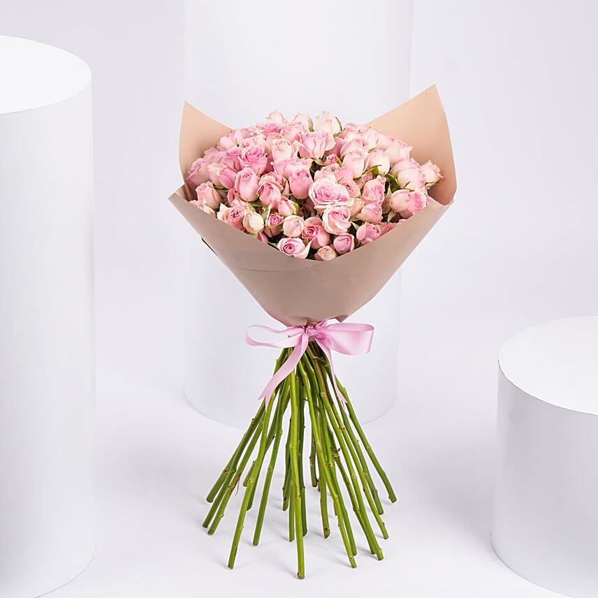 Online 25 Pink Roses Bouquet In Nice Wrapping Gift Delivery in Saudi ...