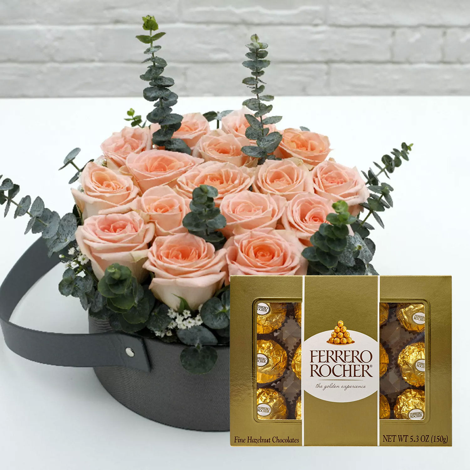 Online Sweet Pink Roses & Ferrero Rocher 12 Pcs Gift Delivery in Saudi ...