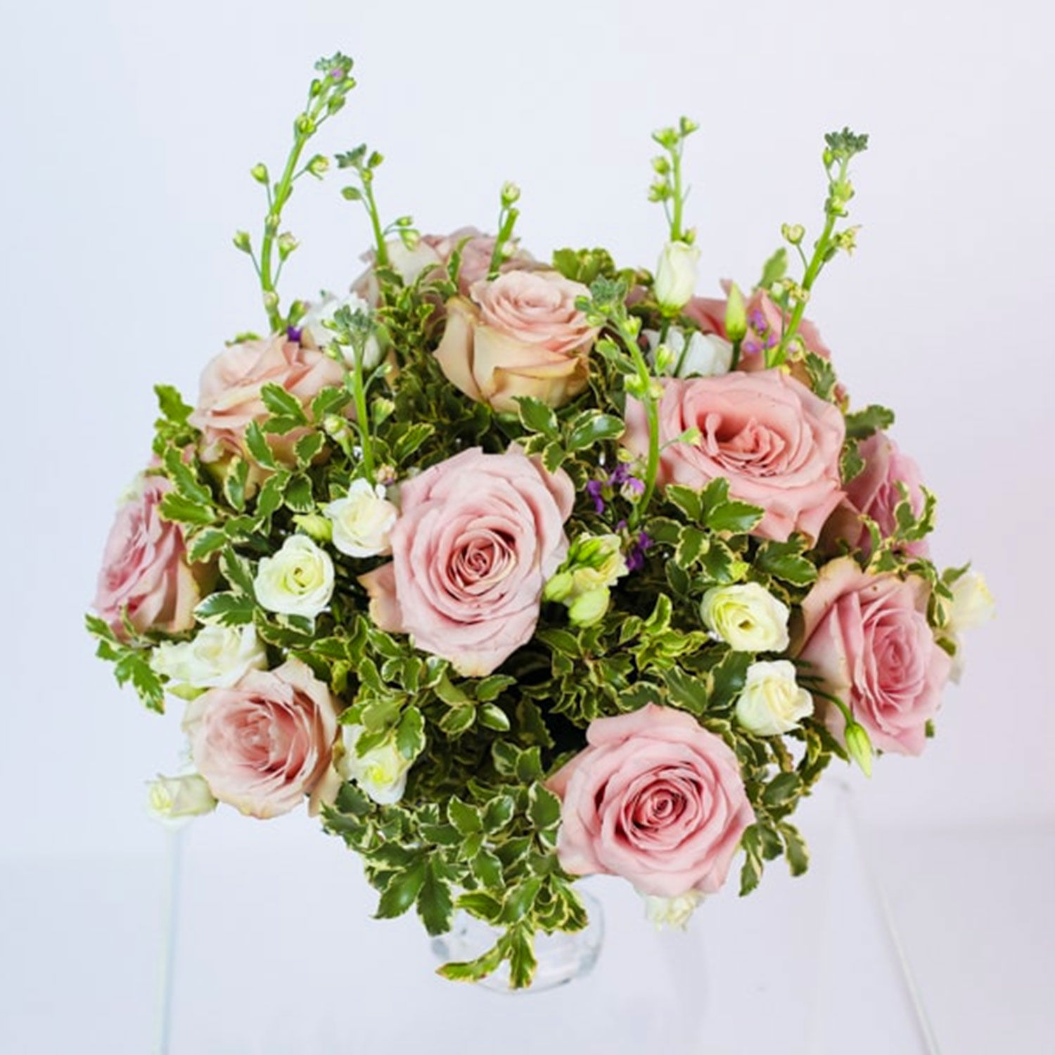 Online Appealing Light Pink Rose & Spray Rose Arrangement Gift Delivery ...