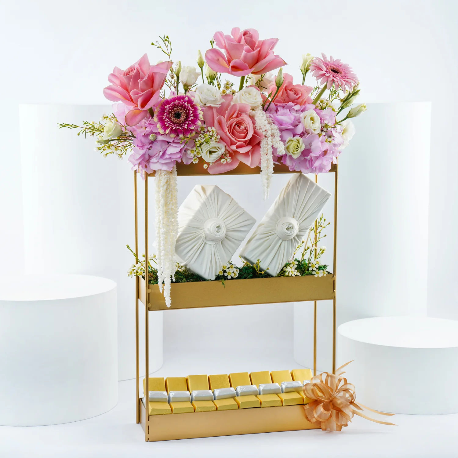 Online Luxurious Floral Stand With Dior Collection & Chocolates Combo ...