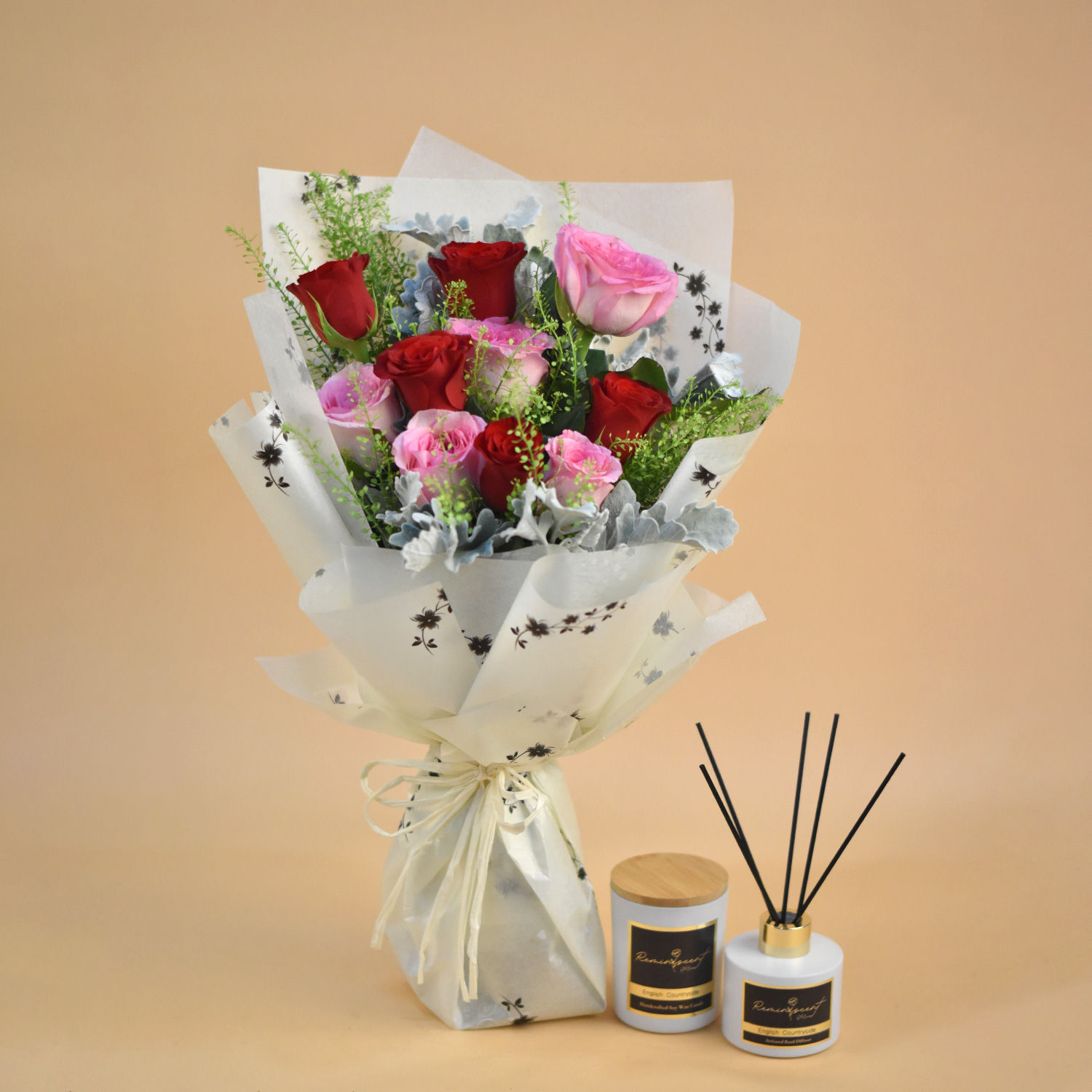 Online Rosy Dream Flower Bouquet With Candle & Diffuser Gift Delivery ...