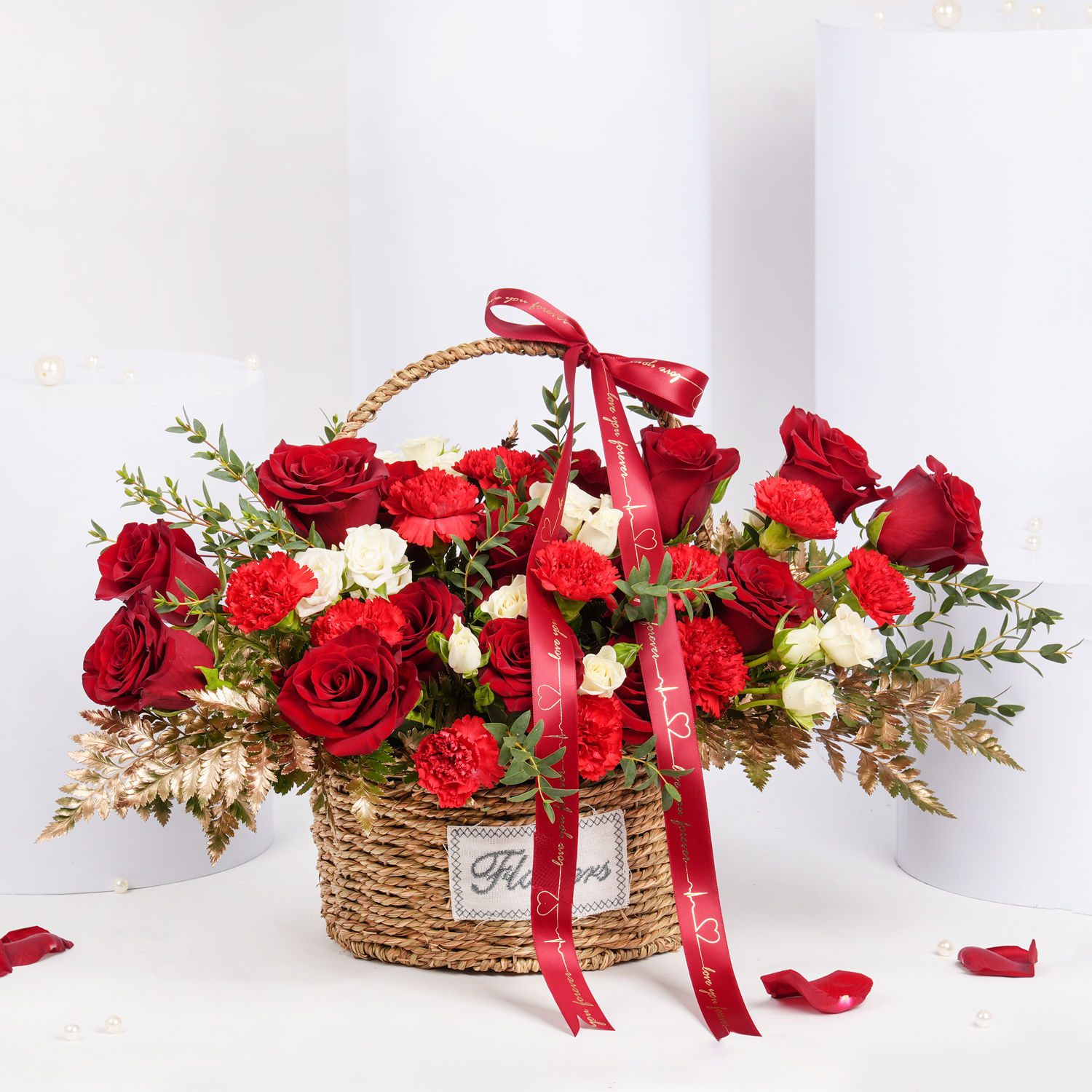 Online Romantic Rose Basket Gift Delivery in Singapore - Fnp.ae
