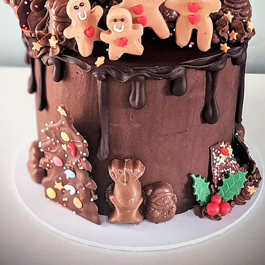 Online Chocolate Forest Christmas Cake Small Gift Delivery in Uk - FNP