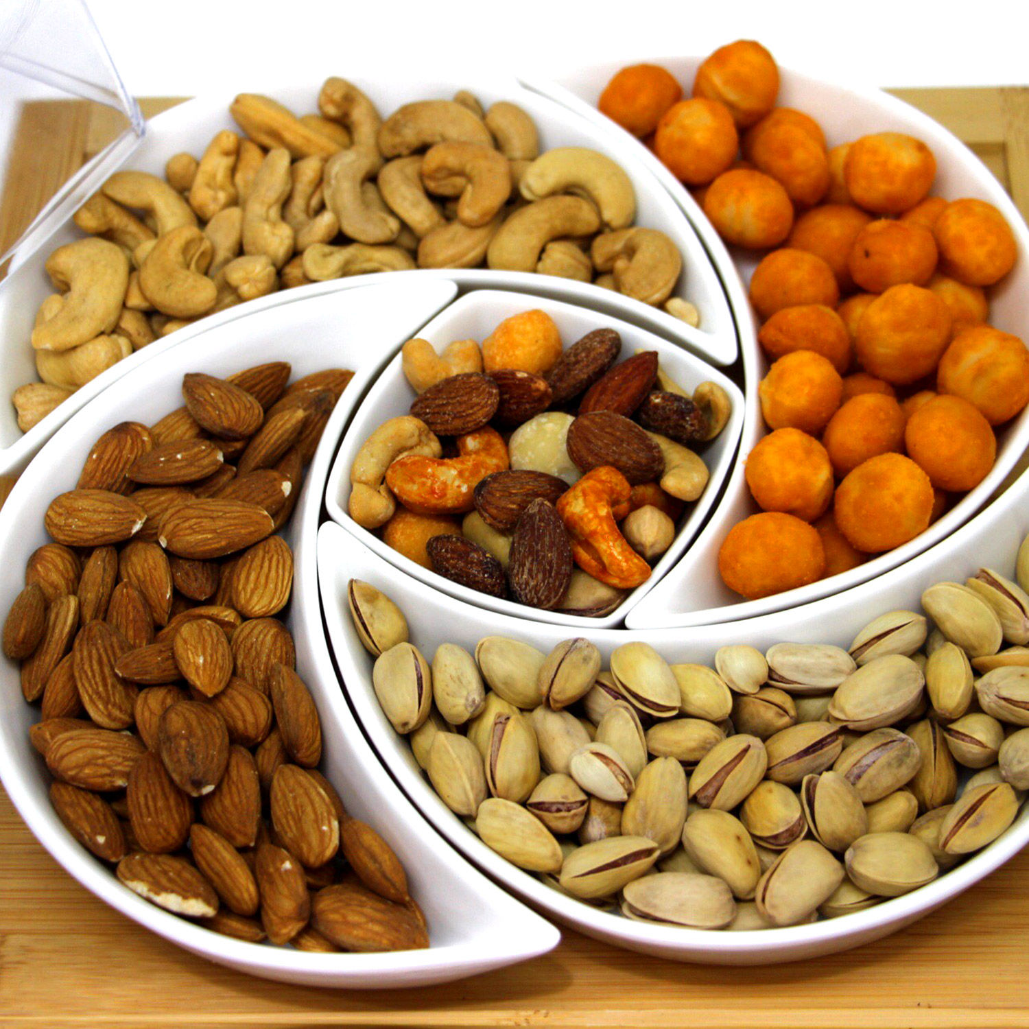 Order Arabic Mixed Nuts Platter Online | Same-Day Delivery UAE - Fnp.ae