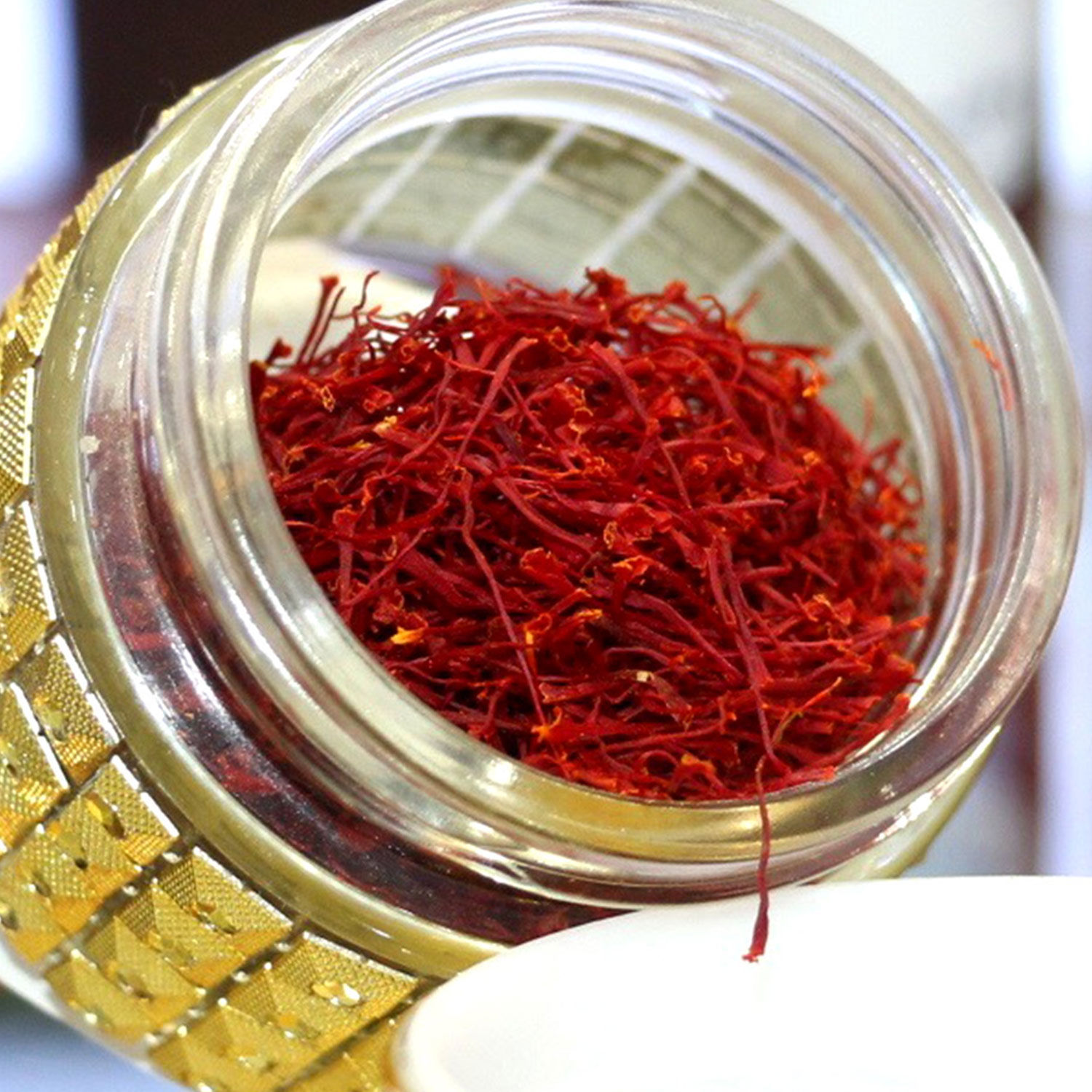 Order Iranian Saffron 6gm Online | Same-Day Delivery UAE - Fnp.ae