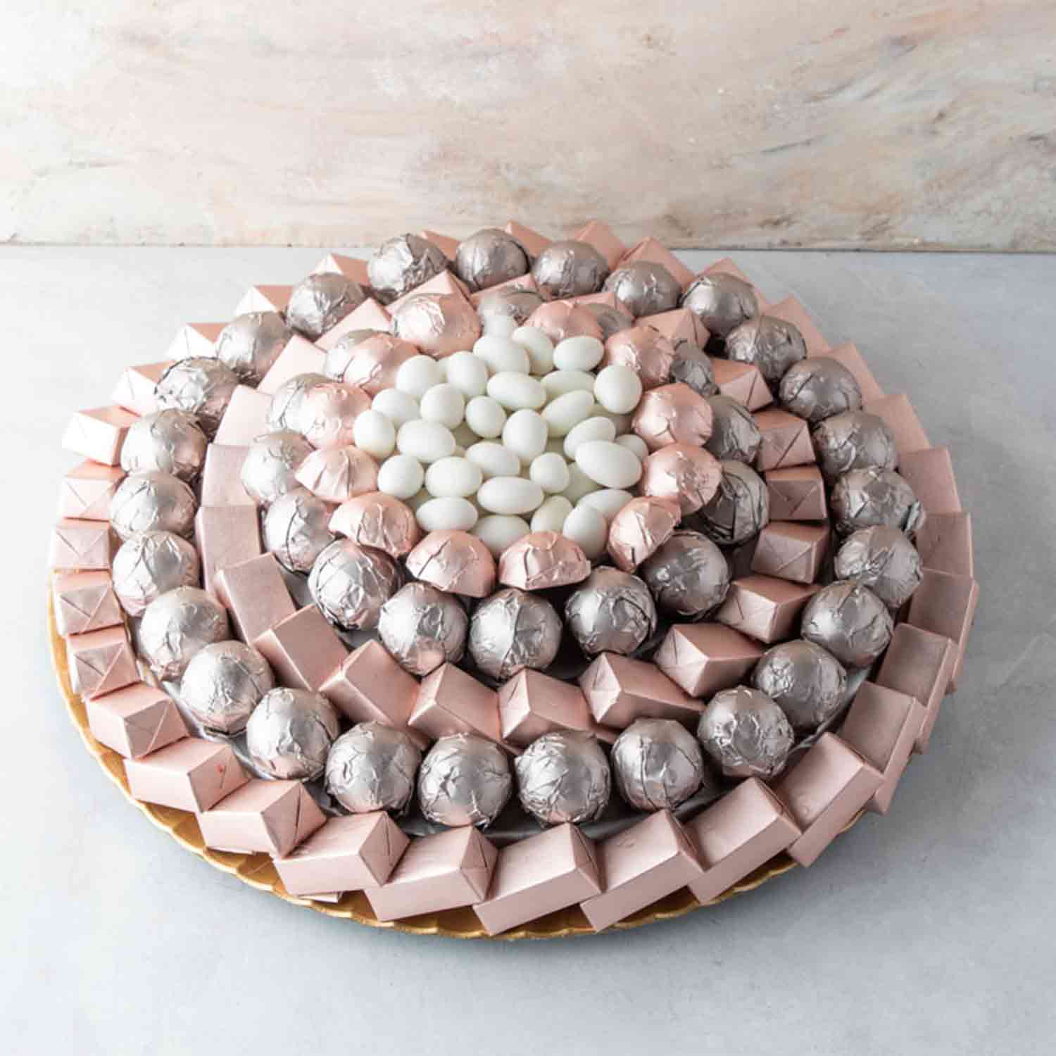 Order Basket of Chocomania Online | Same-Day Delivery UAE - Fnp.ae