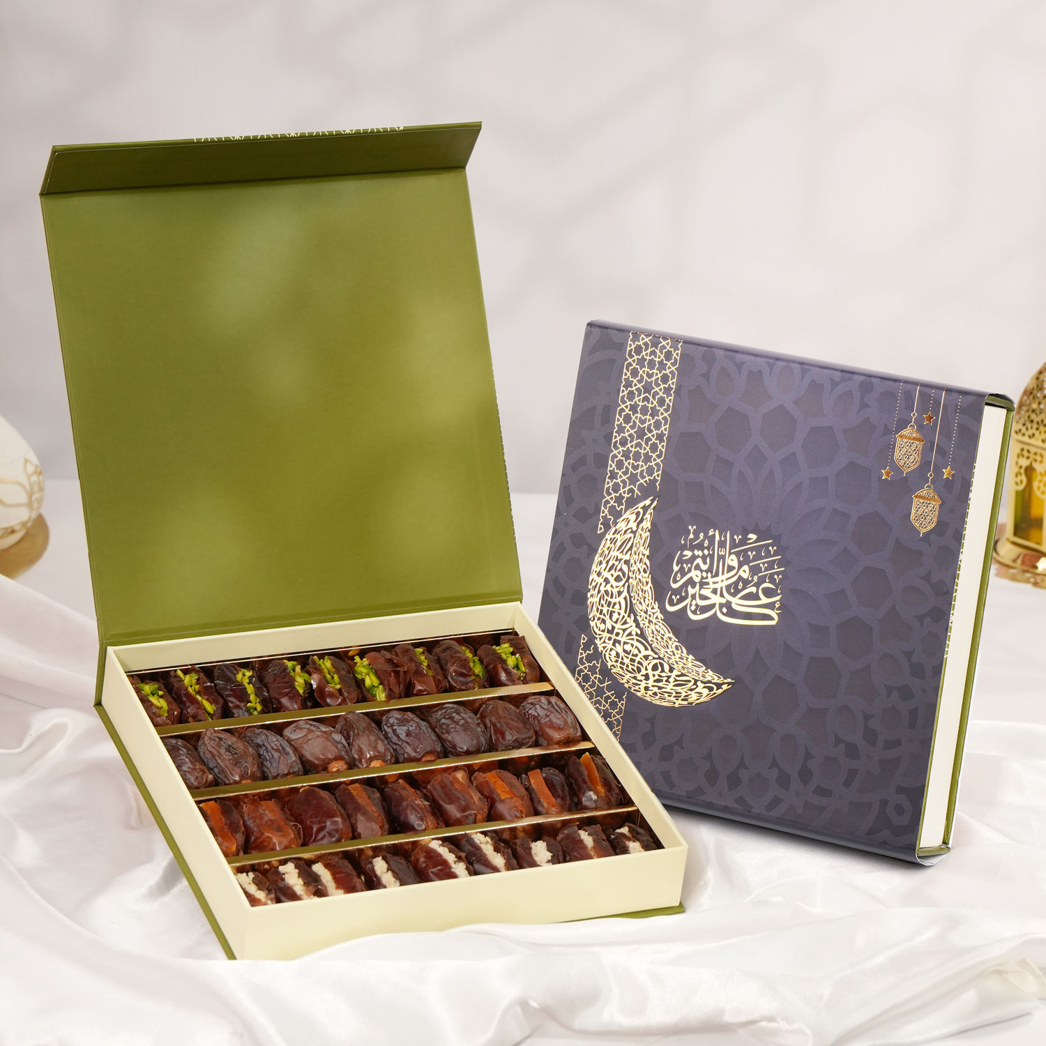 Online Delightful Premium Dates Boxes Gift Delivery in UAE - FNP