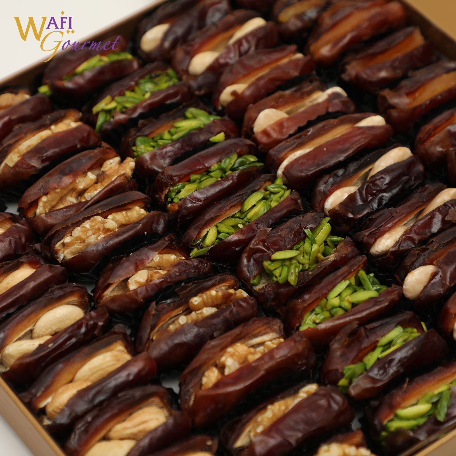 Order Box of Assorted Khudri Dates with Dry Nuts Fillings Gift by Wafi ...