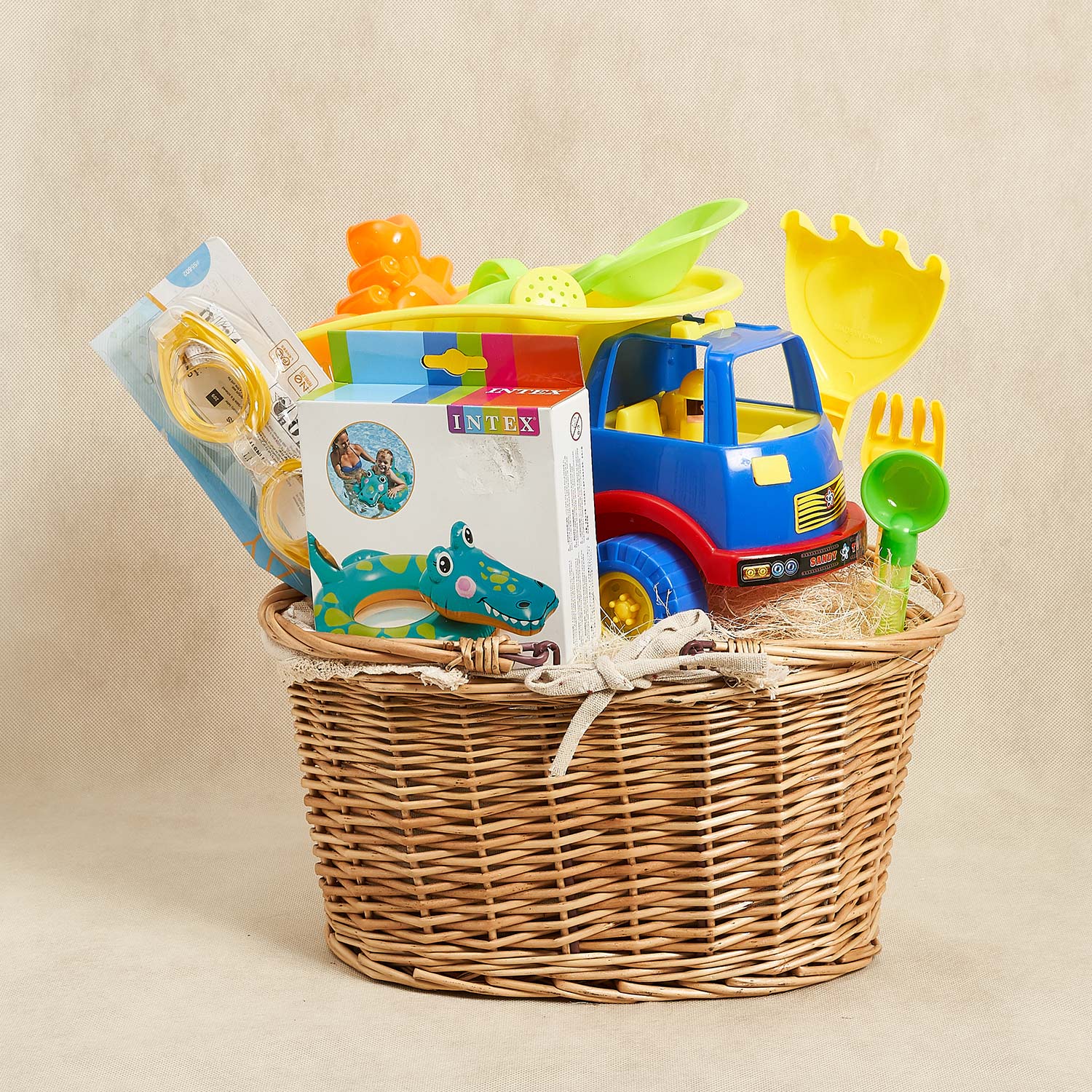 Online Fun At The Beach Kids Hamper Gift Delivery in UAE - FNP