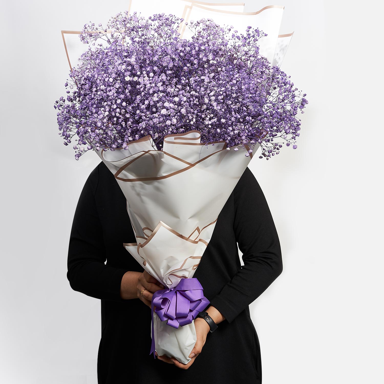 Order Grand Posy Of Purple Gypso Online | Same-Day Delivery UAE - Fnp.ae