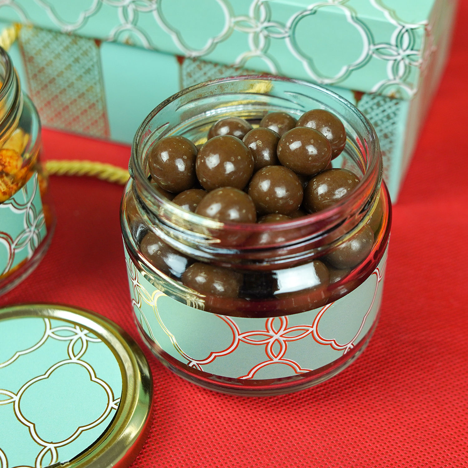 Order Savoury n Chocolate Covered Nuts Box Online | Same-Day Delivery ...