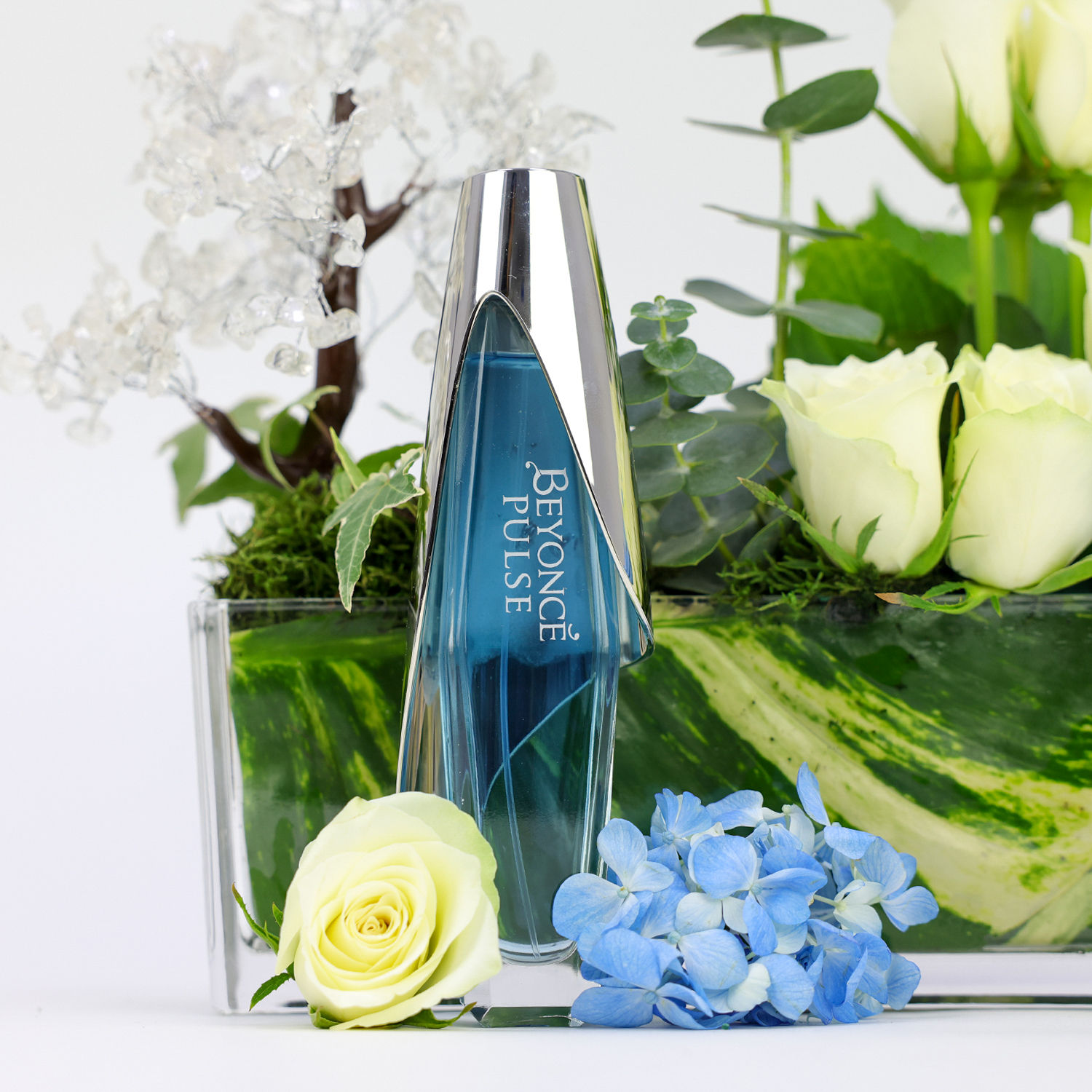 Online Scented Reflections Gift Delivery in UAE - FNP